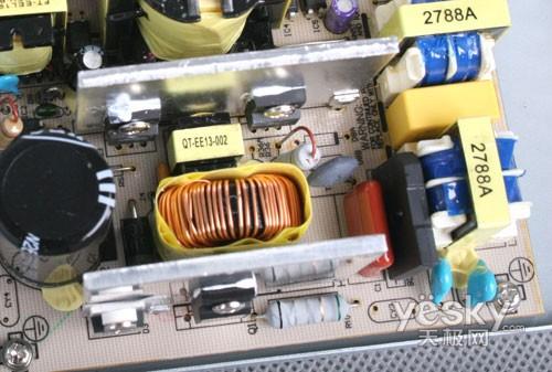 扎实稳固 长城静音大师BTX-400SD电源评测(3)_硬件_科技时代_新浪网