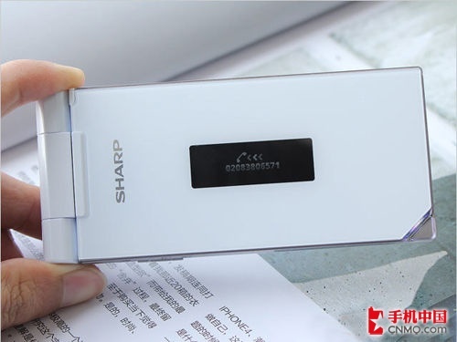 时尚旋屏Android 夏普SH7218U再降200_手机_科技时代_新浪网