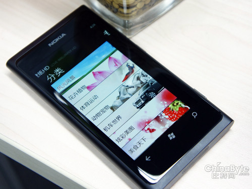 诺基亚Lumia 800c预热 玩转WP必装软件推荐(2)_软件学园_科技时代_新浪网