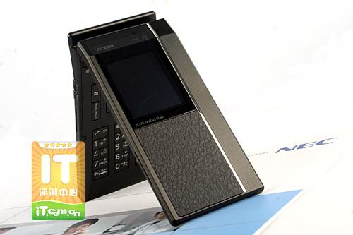 酷气十足 NEC携手名师之力作N705i评测_手机_科技时代_新浪网