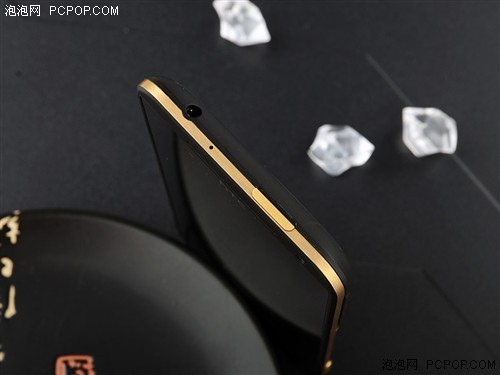 电信定制商务旗舰 HTC One XC全面评测_手机_科技时代_新浪网