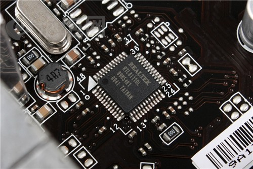 微星P55中低端新秀 P55-GD55大图赏析_硬件_科技时代_新浪网